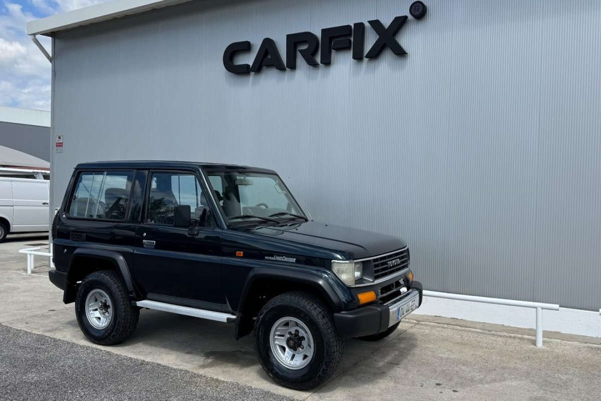 CARFIX - Viatura - Toyota Land Cruiser